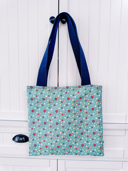 Simple lined tote bag pattern | PDF - The little Green Bean